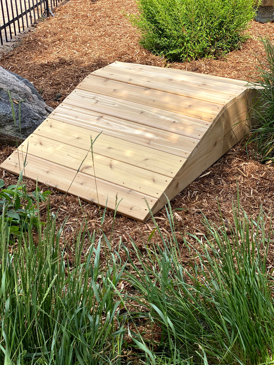 Outdoor Ramp Made from North American Cedar – ONP-International